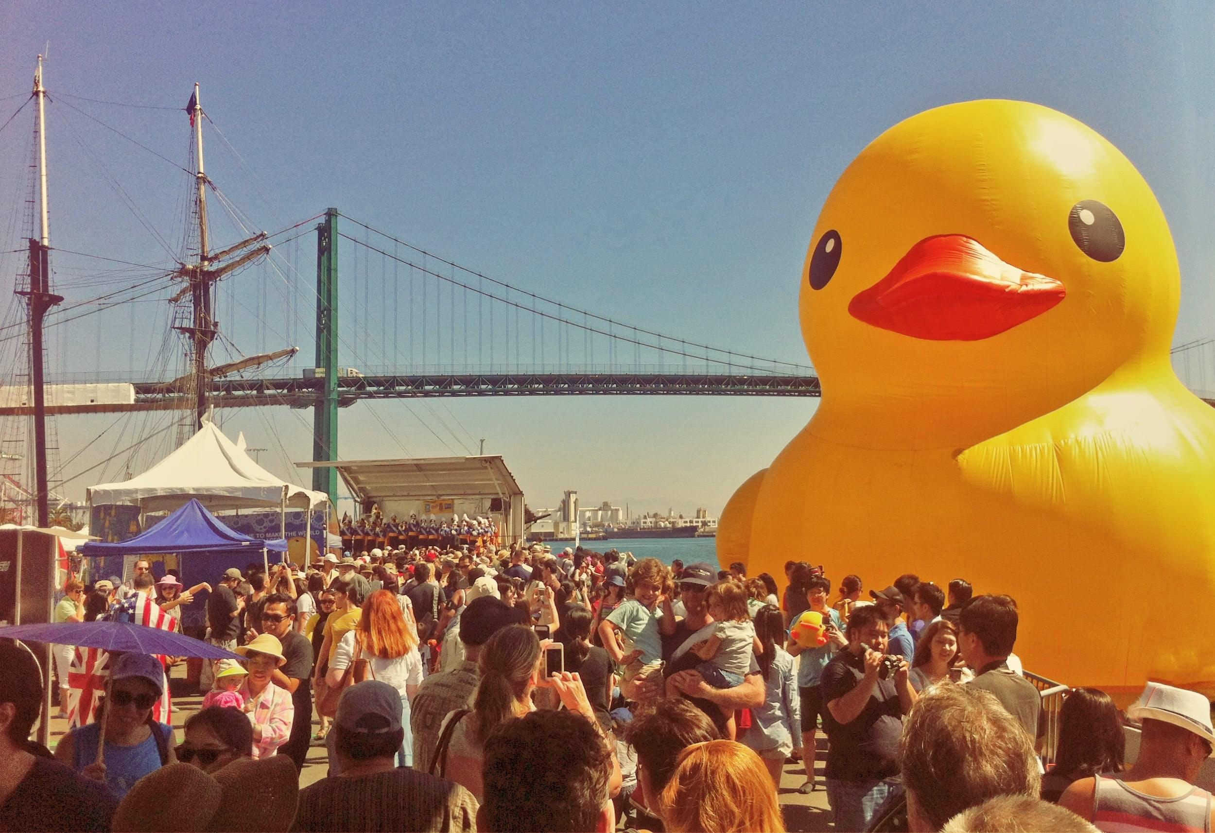 El pato de goma más grande del mundo llegará a Nueva York | Insight The ...